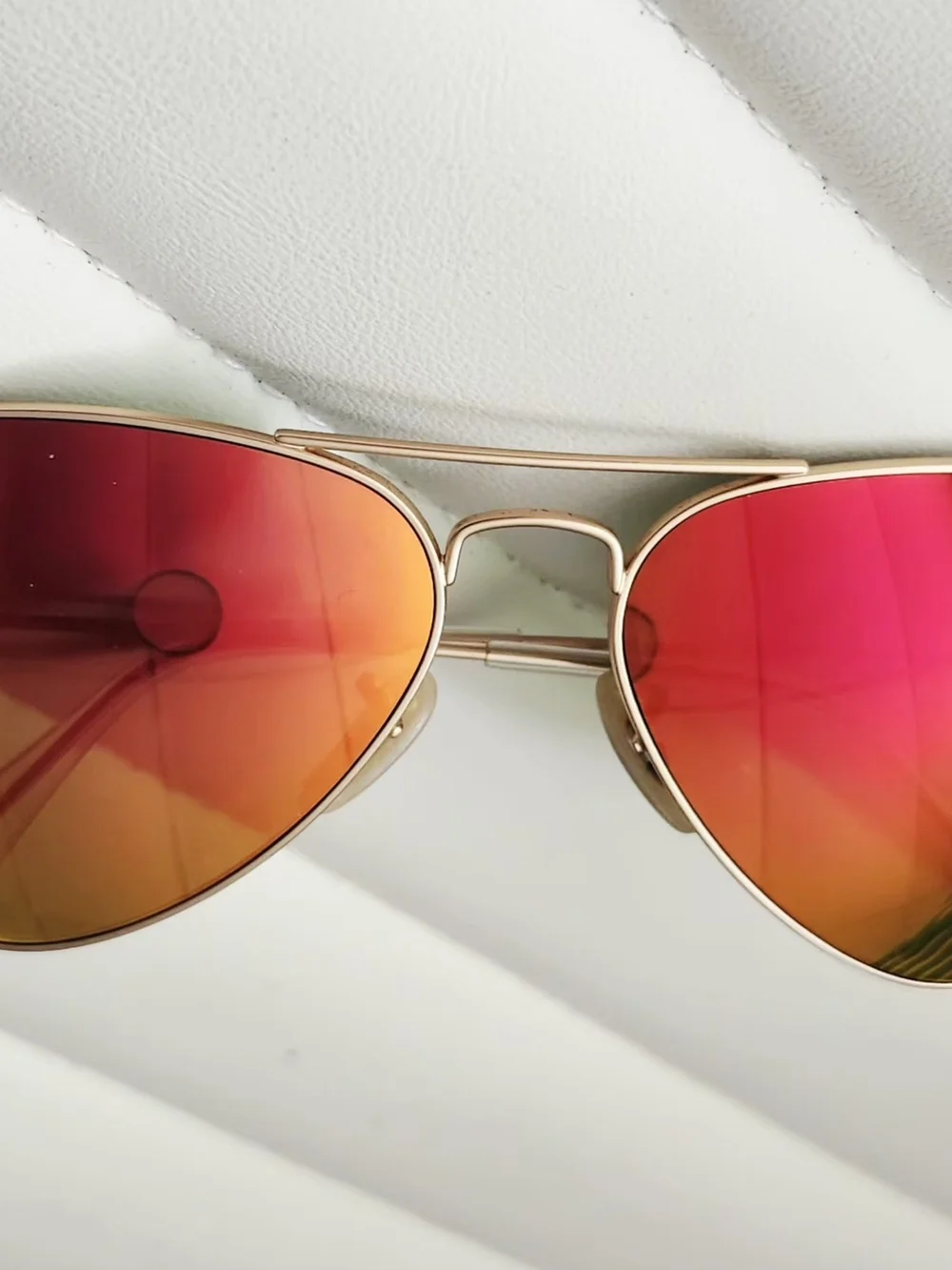 Ray-Ban | Accessories | Rayban Aviator Sunglasses Gold Frame With Red ...